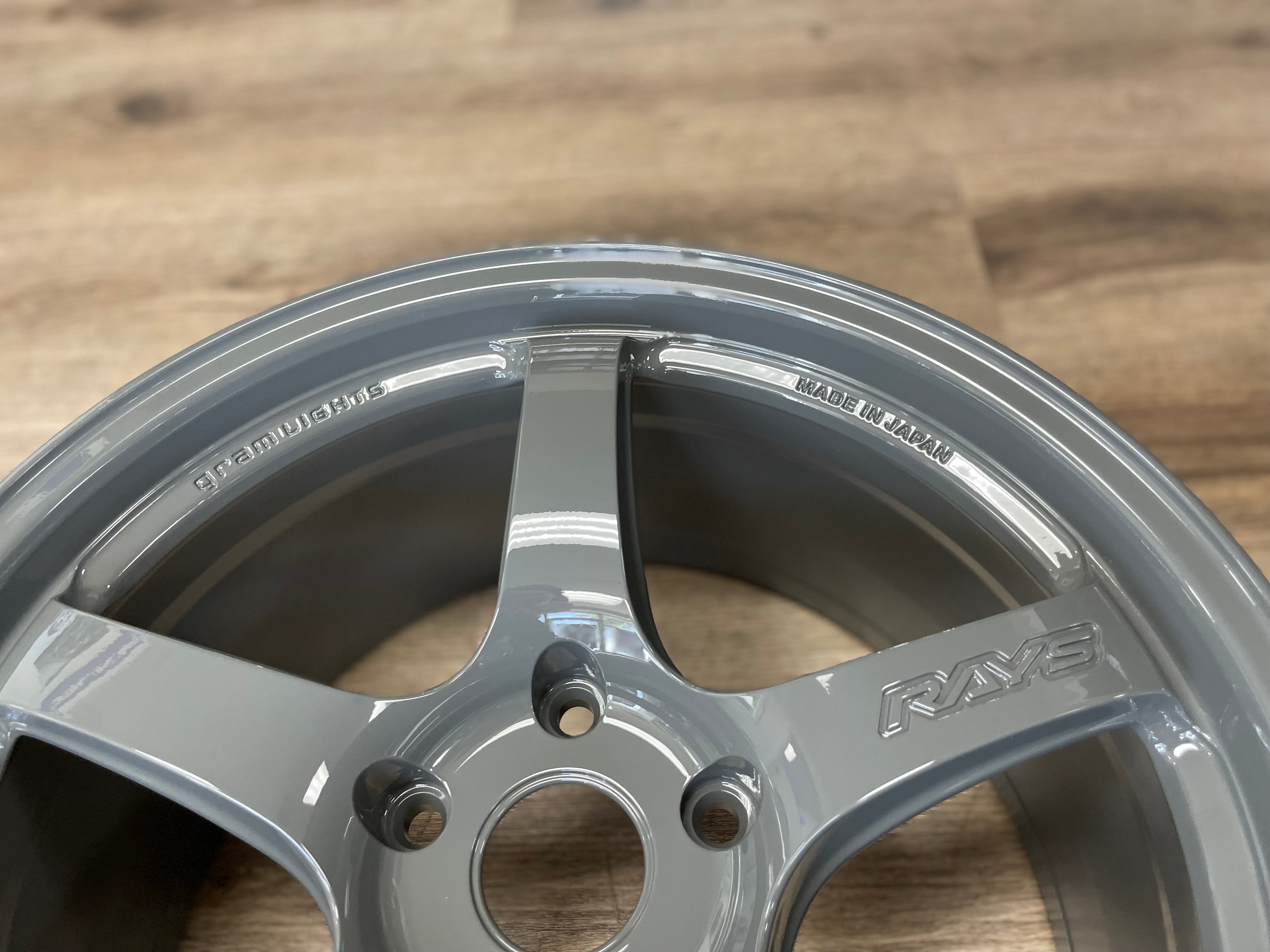 Copy of Gram Lights 57CR 18x9.5 +22/18x10.5 +22 5x114.3 Glossy Gray (S ...