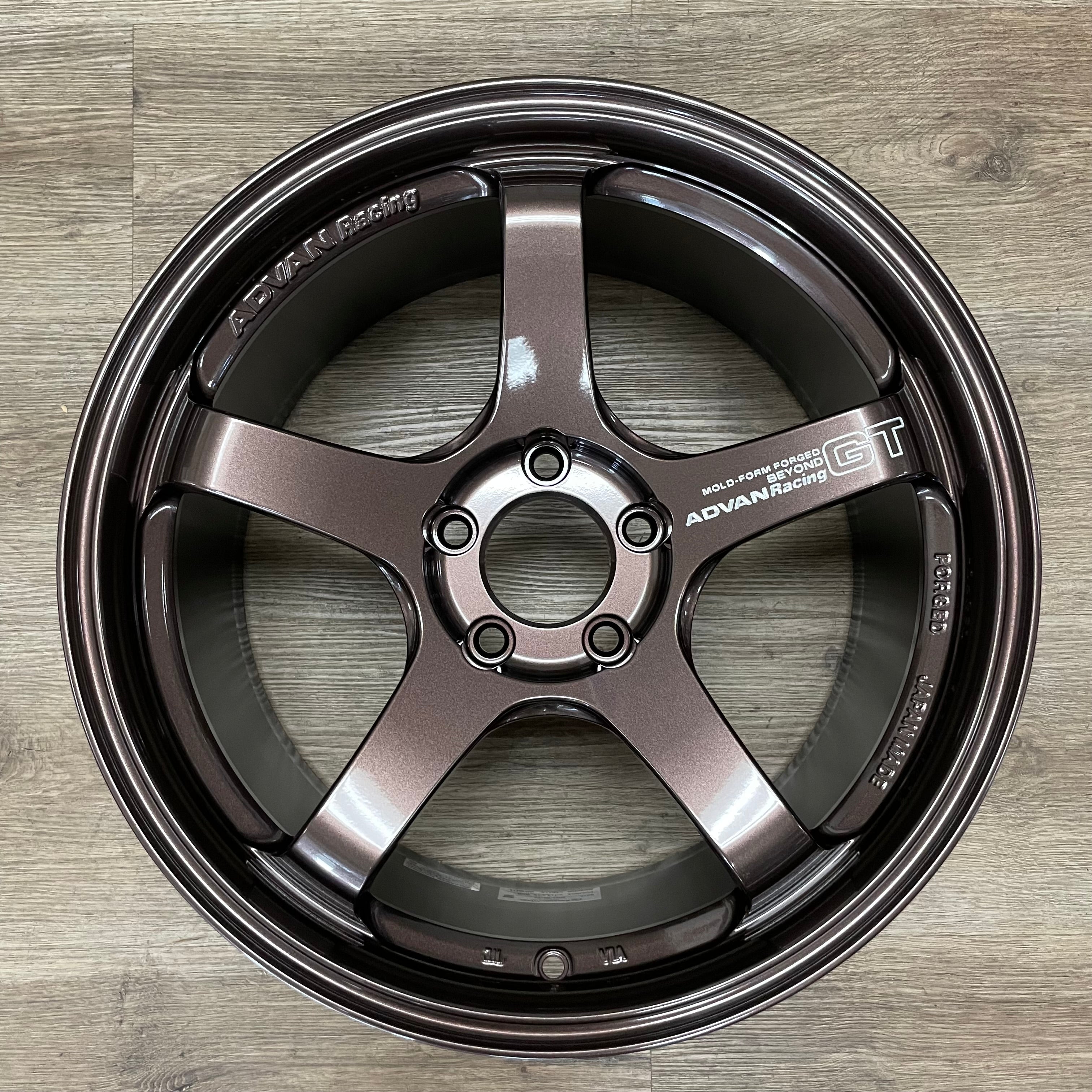 Advan GT Beyond 18x9.5 +38 5x114.3 Racing Copper Bronze (Set of 4) YAQ ...