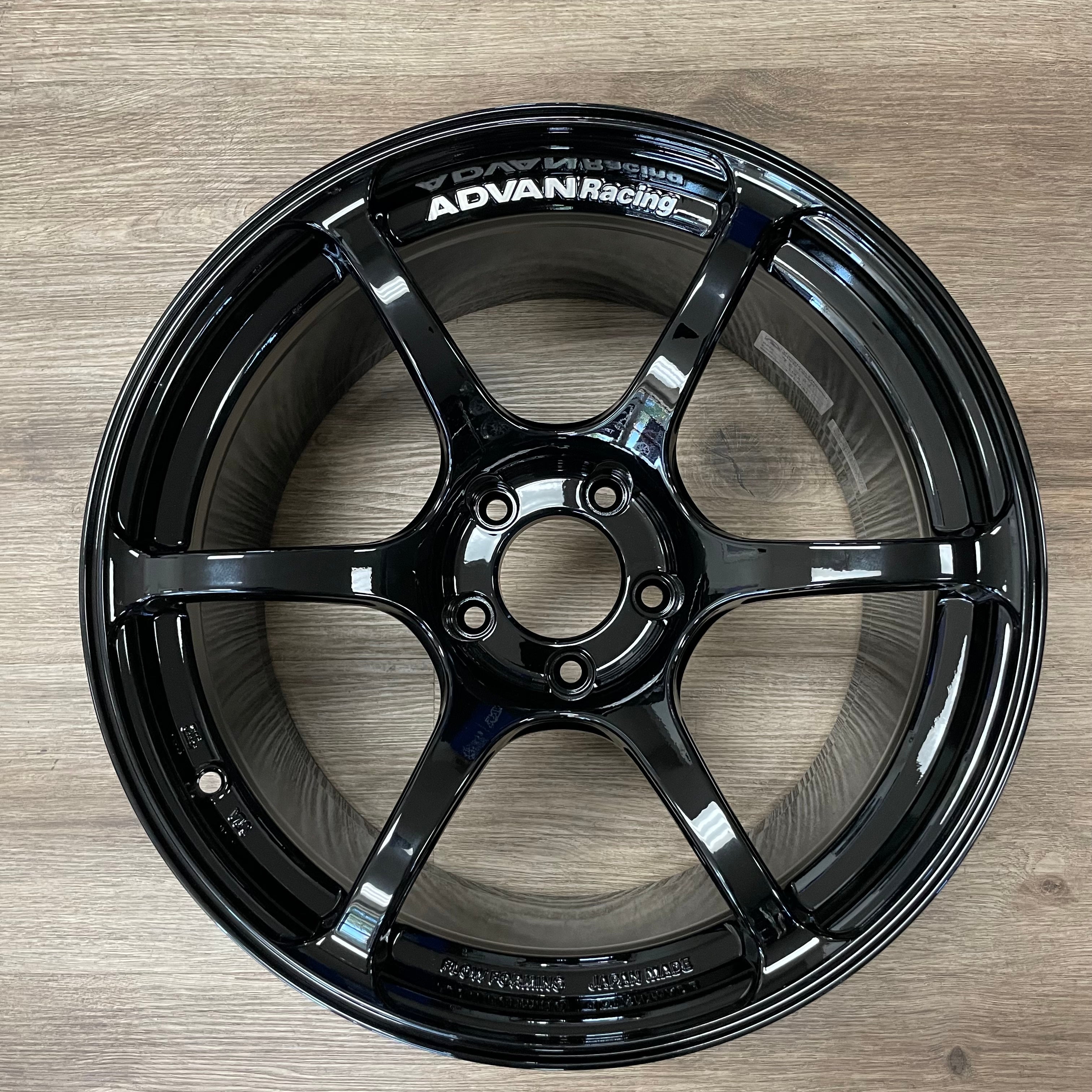 Advan RGIII 18x10 +35 5x114.3 Racing Gloss Black (Set of 4) YAR8K35EB ...